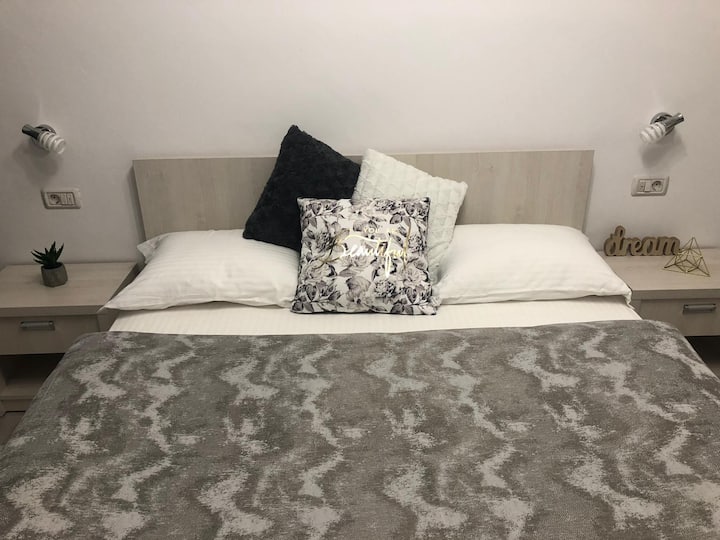 Abby - Câmpulung Moldovenesc