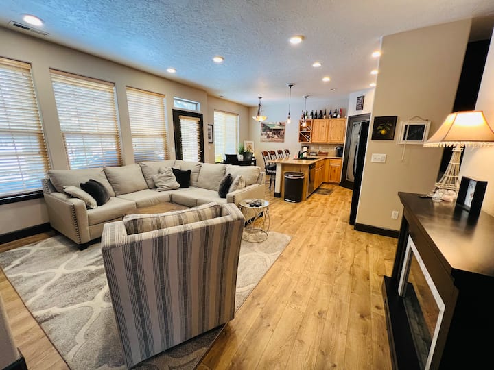 Tuscan Luxury Townhome In Cd’a - Coeur d'Alene, ID