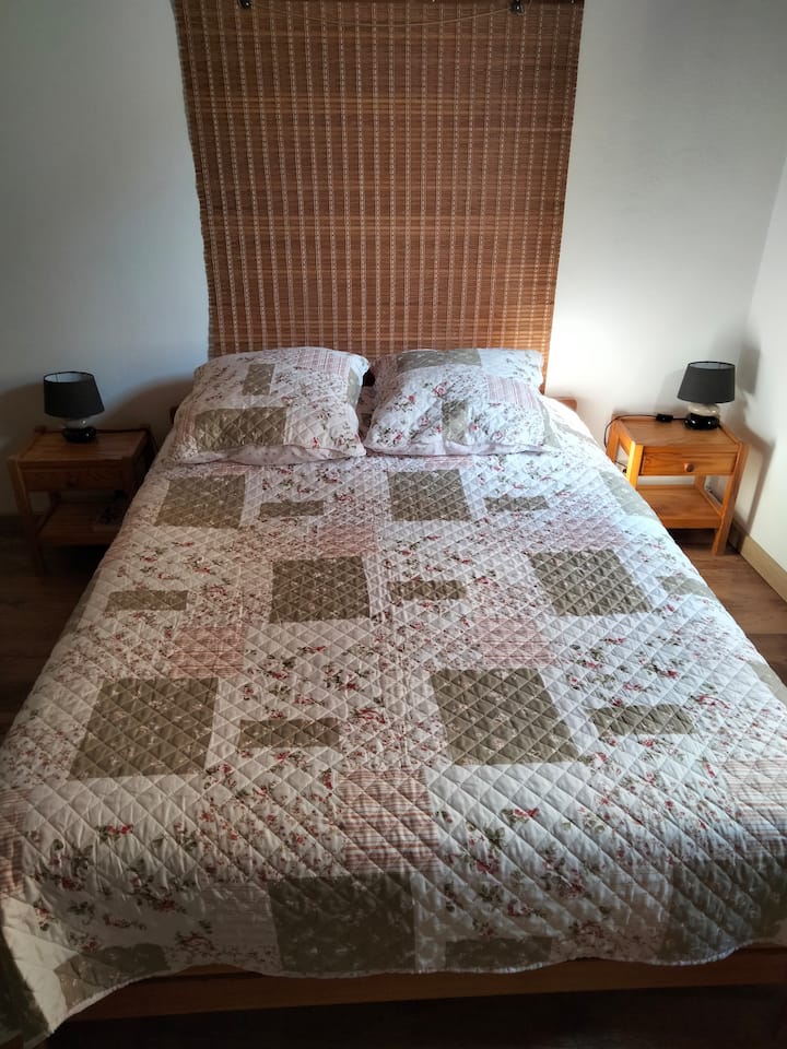 Chambre Avec Lit Double - Valréas