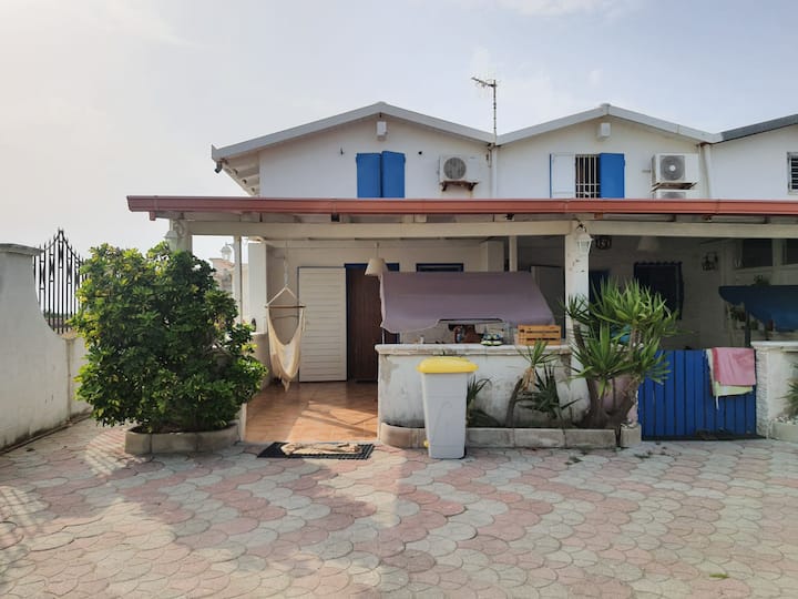 Villa A 50 Mt Dal Mare Con Parcheggio Gratuito - Margherita di Savoia