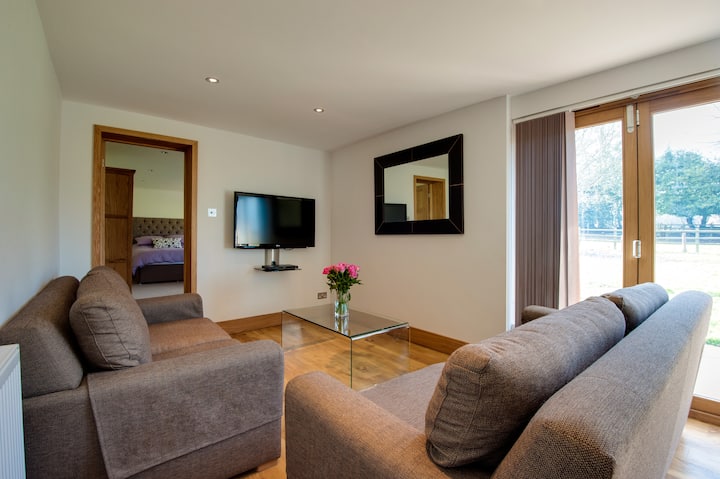 Bramble, Luxury In Idyllic Setting, At Hollambys - Crowborough