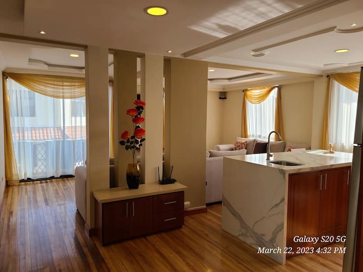 Suite Four: Luxurious Two Bedrooms With Bbq Area - Cuenca