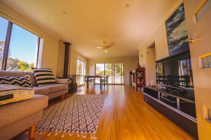 Apollo Bay Holiday Rentals & Homes - Victoria, Australia | Airbnb