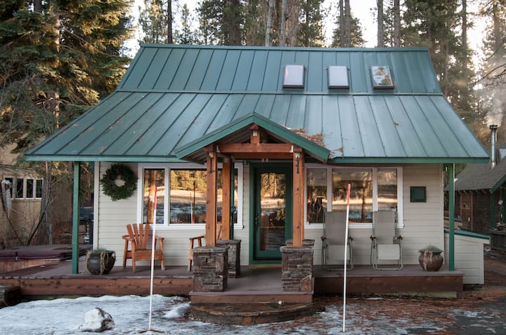 Meadow Views And Walk To The Lake -Tahoe Ski Cabin - Lake Tahoe