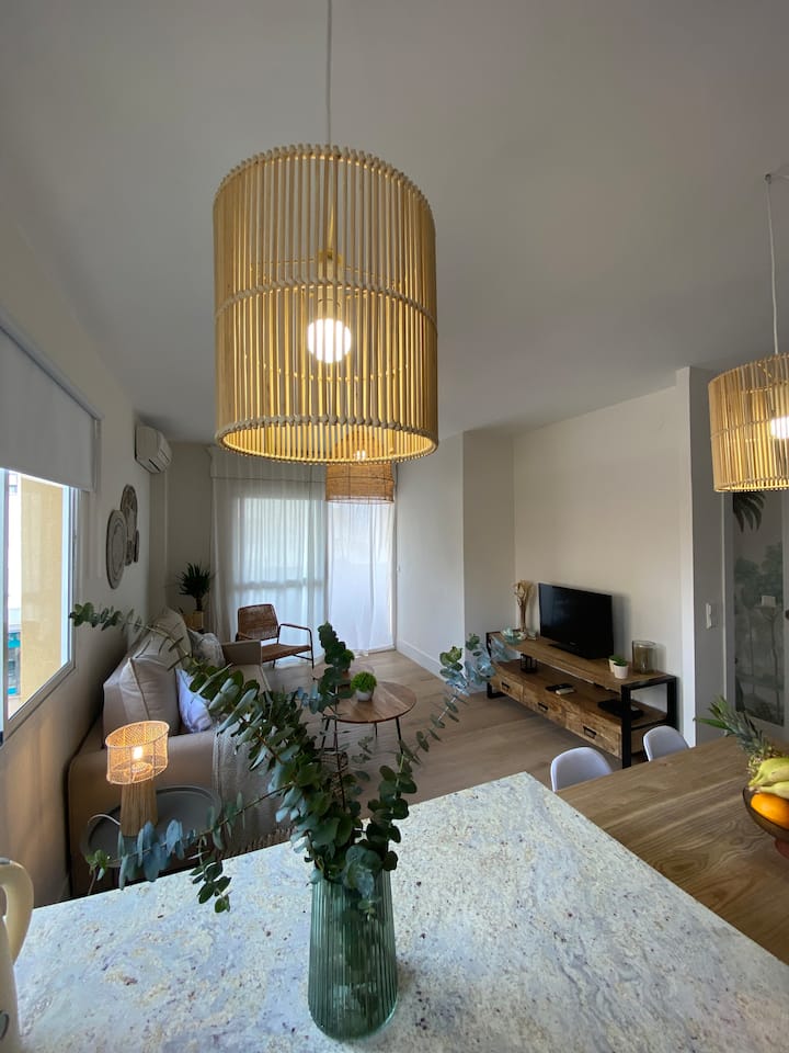 Recién Renovado En Pleno Centro De Torremolinos - Torremolinos