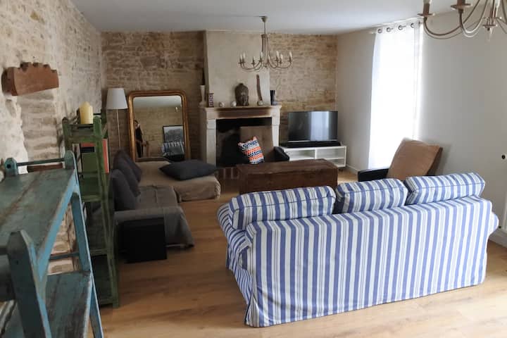 La Belle Du Gué - Spacieuse Et Confortable 8 Pers - Fontenay-le-Comte