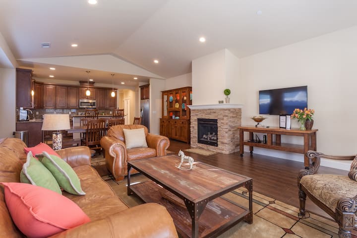 ⭐️Bungalow On Paso's Westside 3bd/2ba ⭐️ - Paso Robles, CA