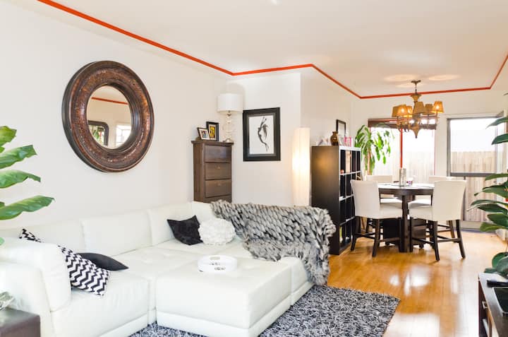 Charming West Hollywood One Bedroom Refuge - West Hollywood, CA