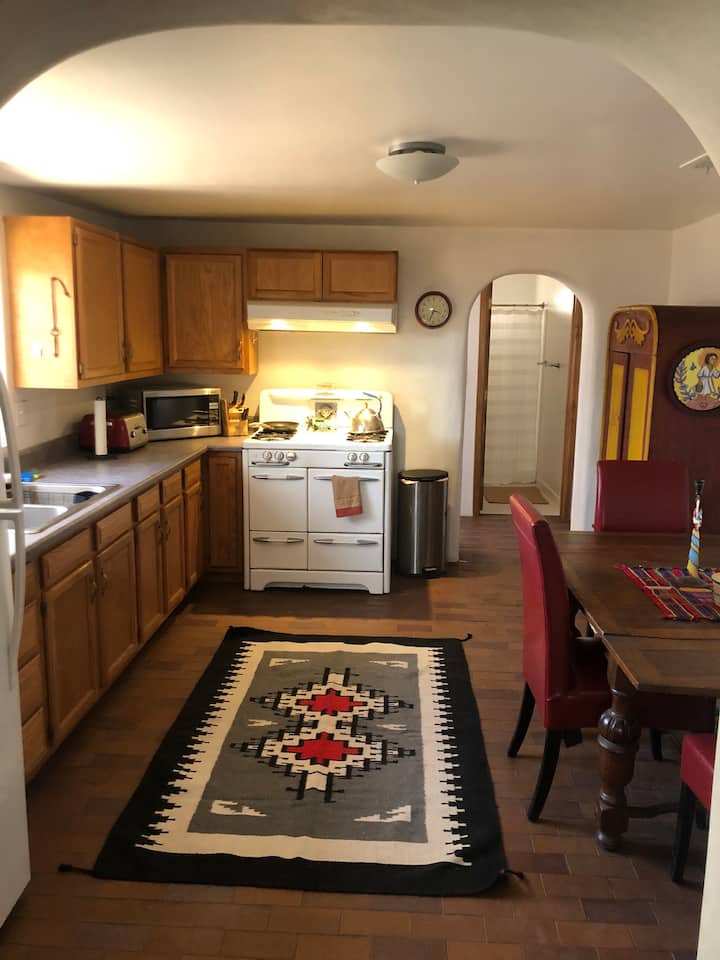 Santa Fe Adobe Bungalow - Santa Fe, NM
