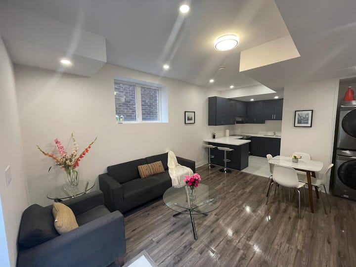 Basement Apartment - The Preserve Area - Oakville