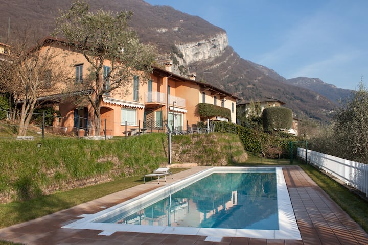 Small Paradise At Lake Como - Tremezzina