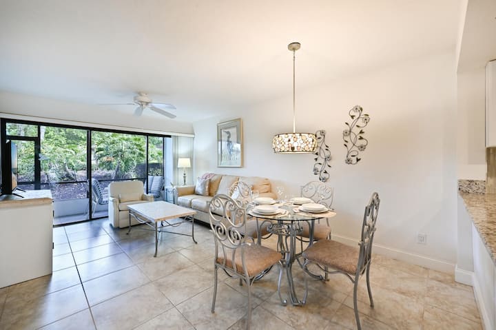 Naples Vacation Rental Condo In Park Shore Resort - Caribbean