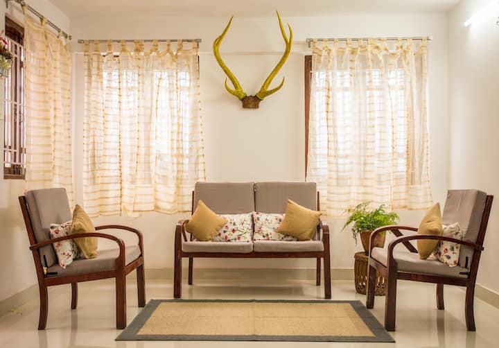 Glenville, Quaint Home In The Centre Of Town. - Coonoor