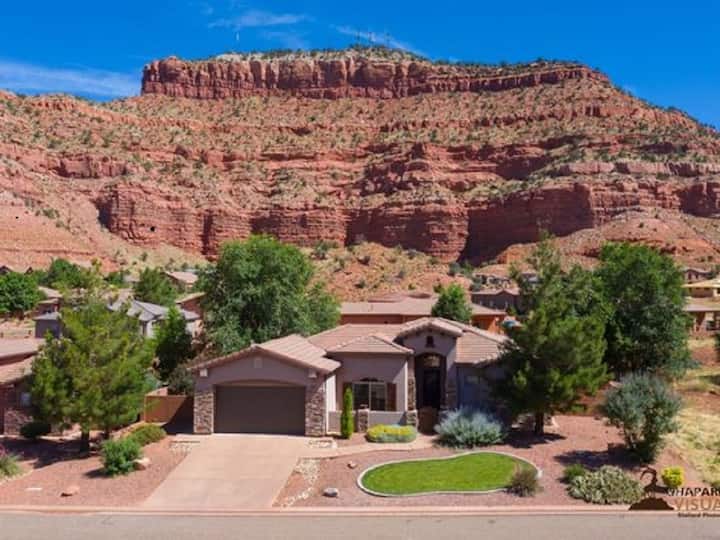 Red Rock Canyon Retreat - Kanab, UT