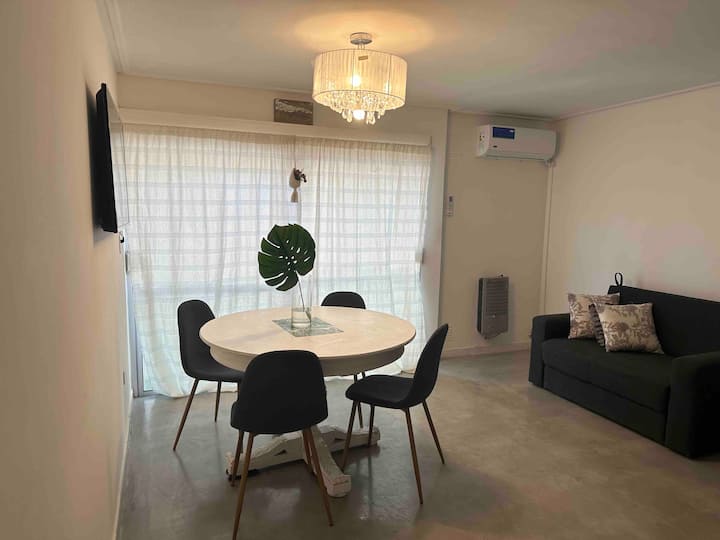 Hermoso Departamento Cerca Embajadas Con Patio - Bahía Blanca
