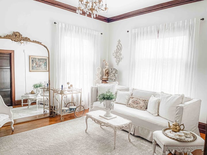 Gilmore Manor. Luxury Group Stay. Prime Downtown - Sandusky, OH