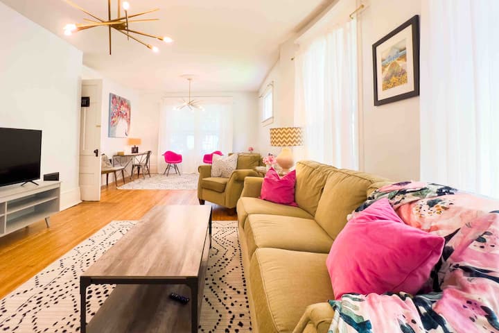 Elmwood Gas Fireplace 2 Bed 2 Bath - First Fl. - Buffalo, NY