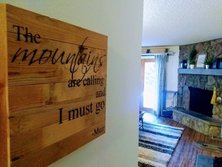 Updated-2bd Condo Fraser/winter Park-pool/hot Tub - Fraser, CO