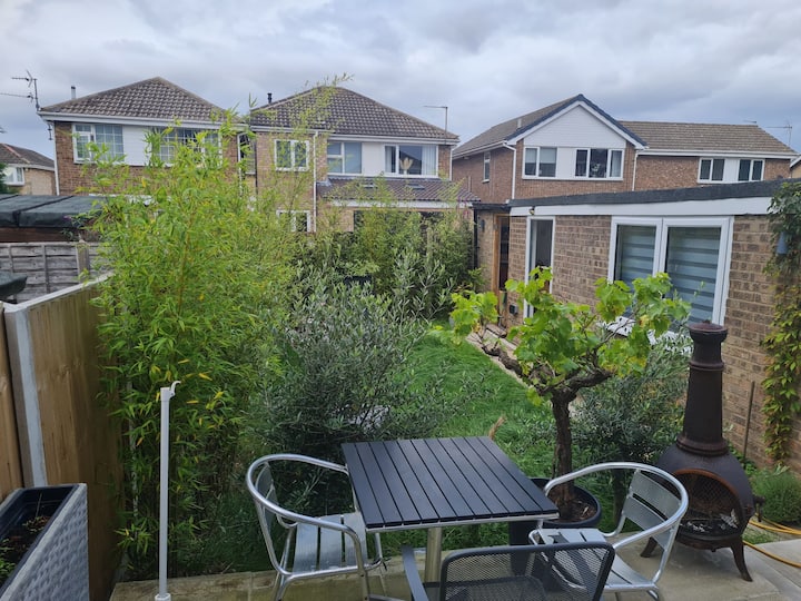 Brand New Guests House In Lovely Area - Selby