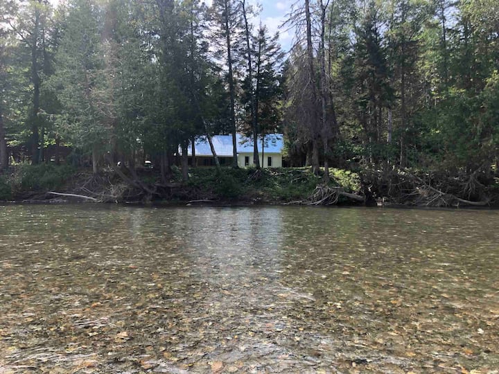 Le Chalet Au Toit Bleu - New Richmond