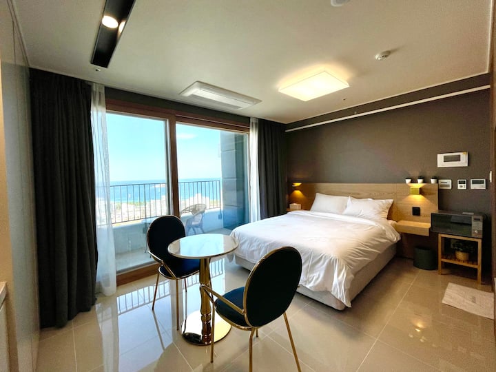 < 블루테라 > 연박특가세일 #코랄 #7 오션뷰테라스 #해수욕장5분 - 속초시