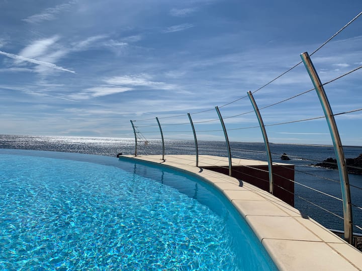 Coin De Paradis Pied Dans L Eau Piscine Chauffée - Saint-Raphaël