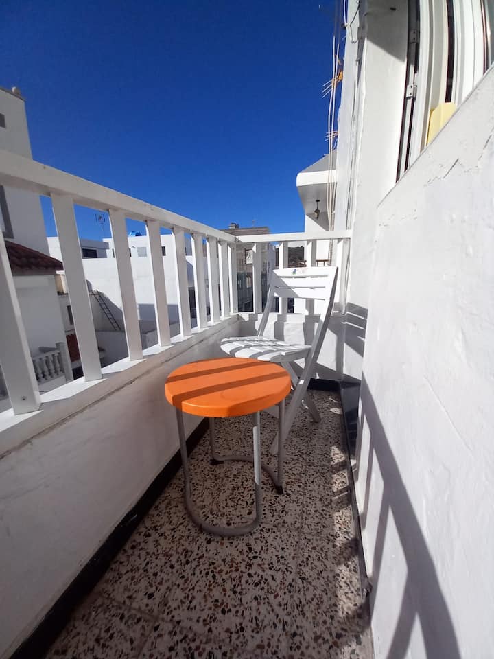 Piso Amplio,sencillo Y Luminoso - Agaete