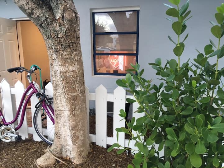 Downtown Delray Studio - Delray Beach, FL
