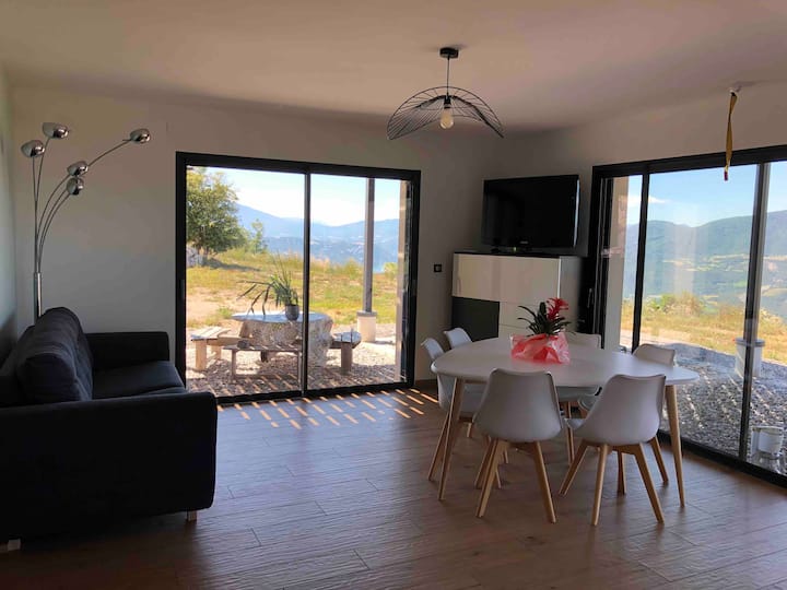 Joli Appartement Vue Sur Le Lac De Serre-ponçon - Chorges