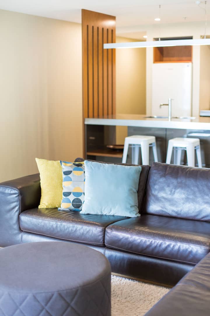 Harbourside - 3 Bed Waterfront Apartment + Park - Wellington, New Zealand