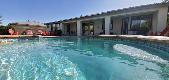 Splendid Vacation Home! Pool, Spa, 2 Masters! - Indio, CA