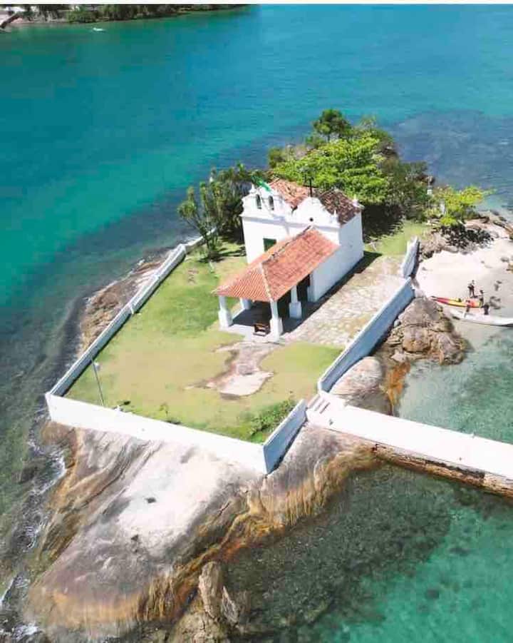 Apto Em Condomínio Na Praia Do Bonfim, Angra - Angra dos Reis