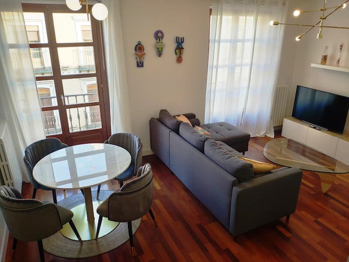 Apartamento Luminoso En Calle Alfonso - Zaragoza