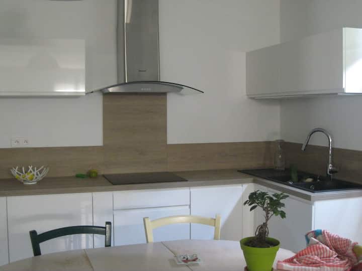 Maison Pour 6 
Personnes - Parthenay