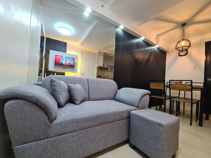 Accessible 2br With Netflix Near Bridgetown - Pasig