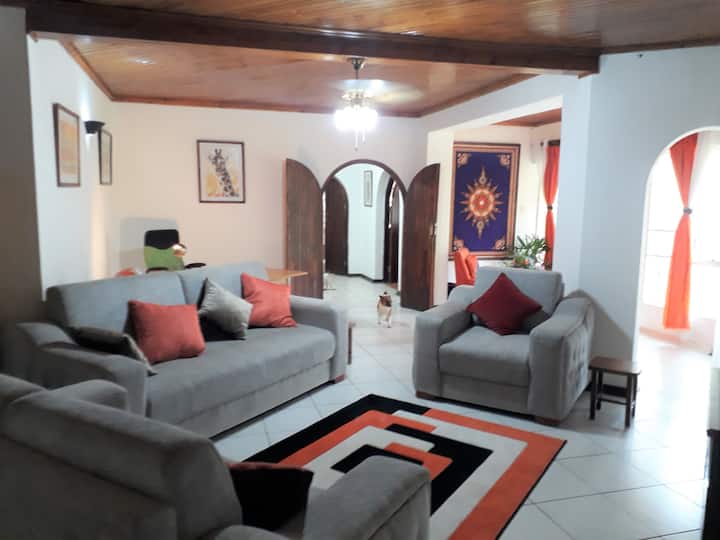 Mazvikadei Vacation Rentals & Homes - Mashonaland West Province ...