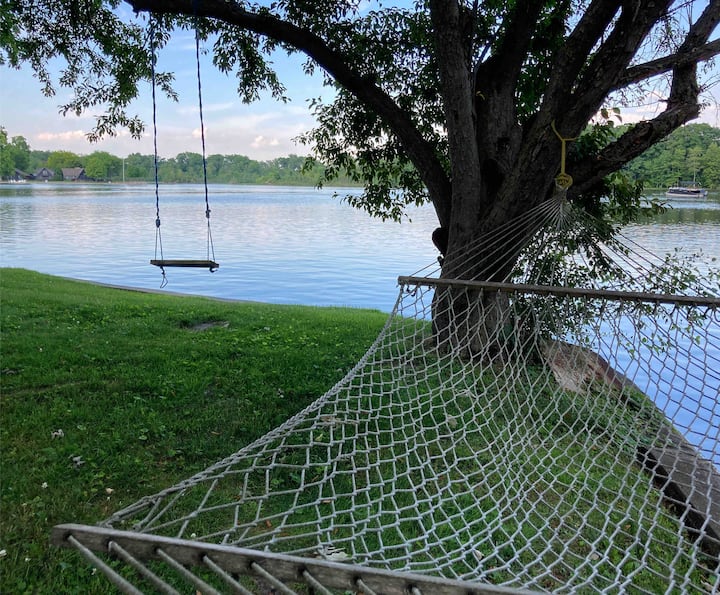 Cozy Lakehouse on Marble Lake - Houses for Rent in Quincy, Michigan ...