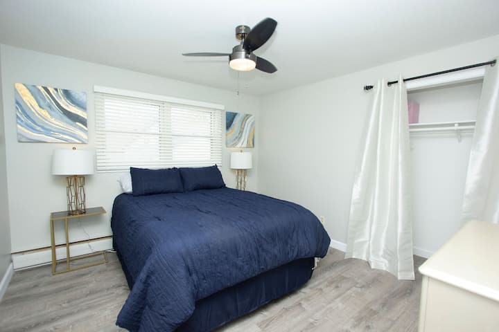 Scandi Retreat 1 Bed 1 Bath - Sioux Falls, SD