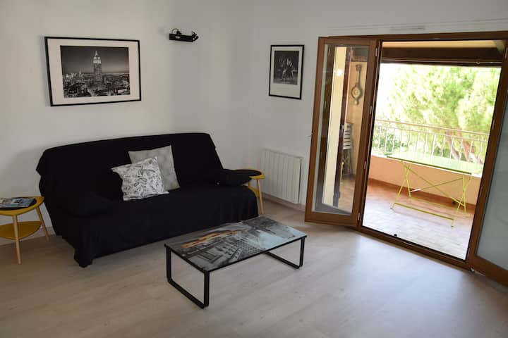 Grand Appartement T2/3 à 15 Min à Pied De La Plage - Sanary-sur-Mer