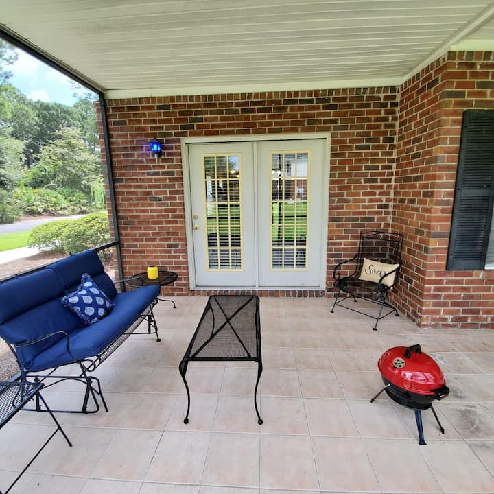 Beautiful 💥 Beach 💙 Accent 💫 Condo - Brunswick, GA