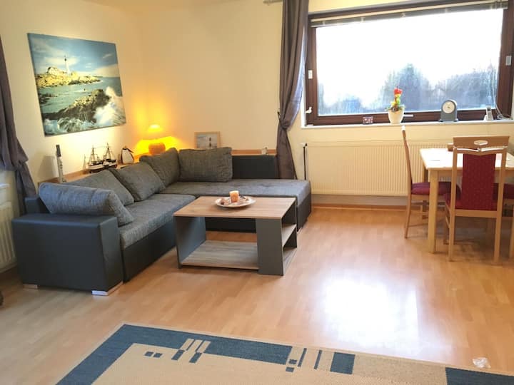 Sonnige Wohnung Mit Garten (5 Min Zum Strand) - Friedrichskoog