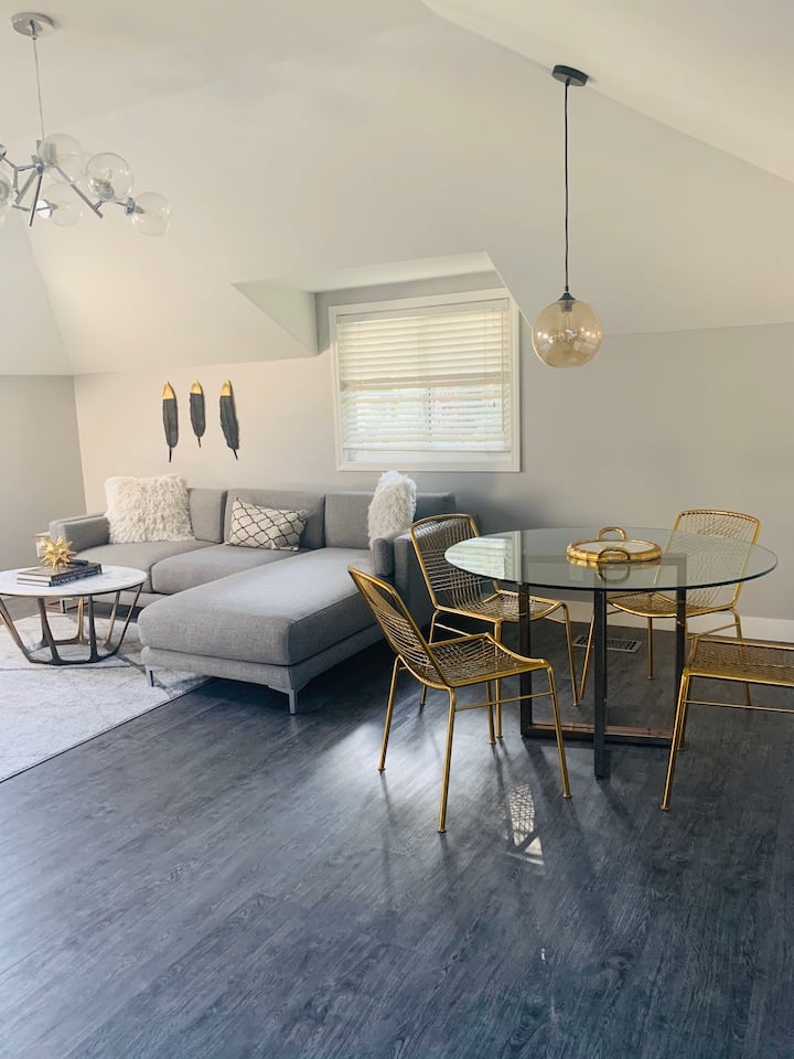 Elegant Private Guesthouse - Beverly Hills, CA