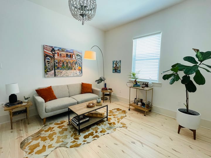Modern Treme Bungalow - New Orleans, LA