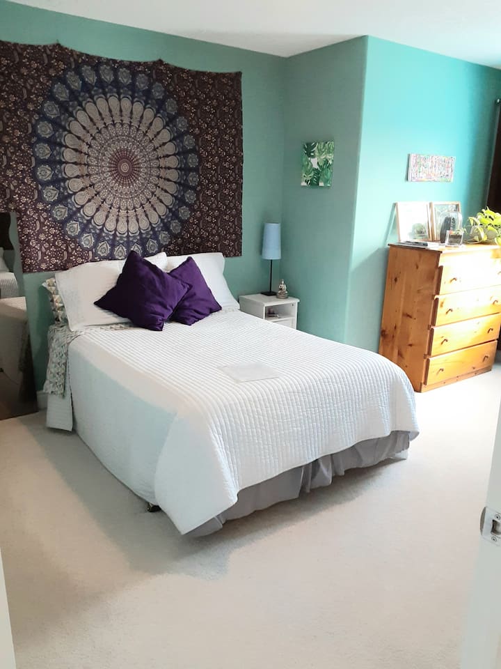 Warm, Comfy And Relaxing - Collingwood