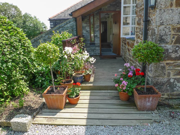B&b In Stunning Home Near South Cornwall Coast - Lizard