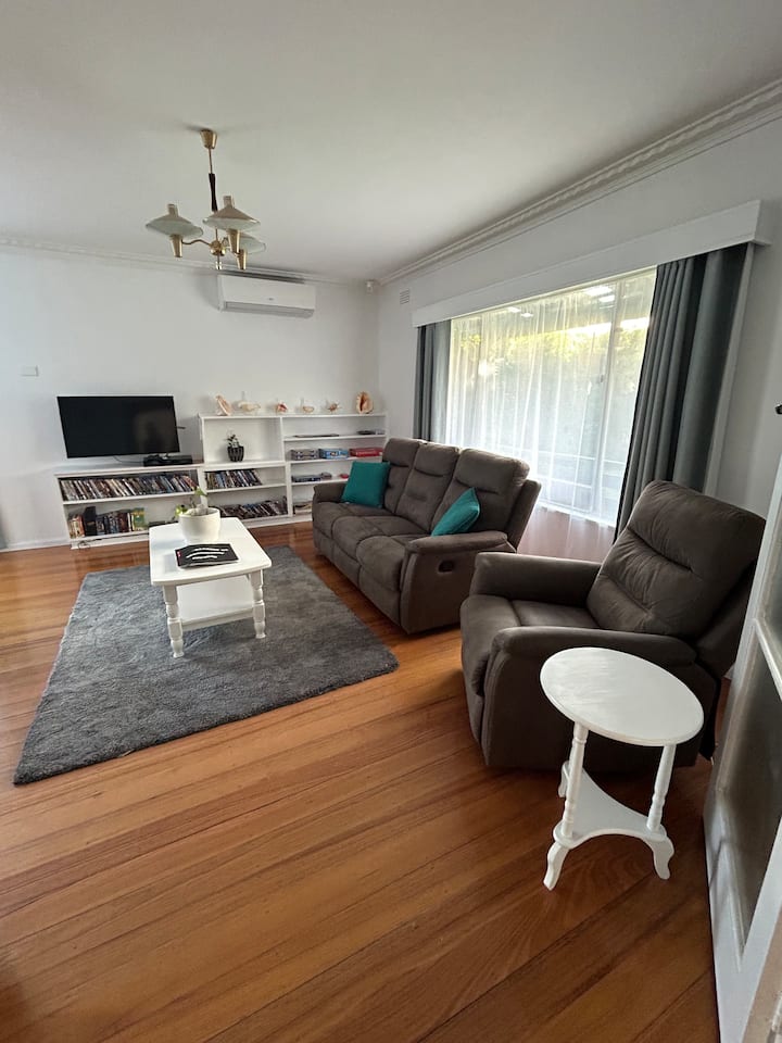 Pet Friendly, Central Location, Close To Penguins - Melbourne