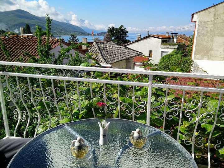 Villa Metulevi - Pink Room With Lake View - Ohrid