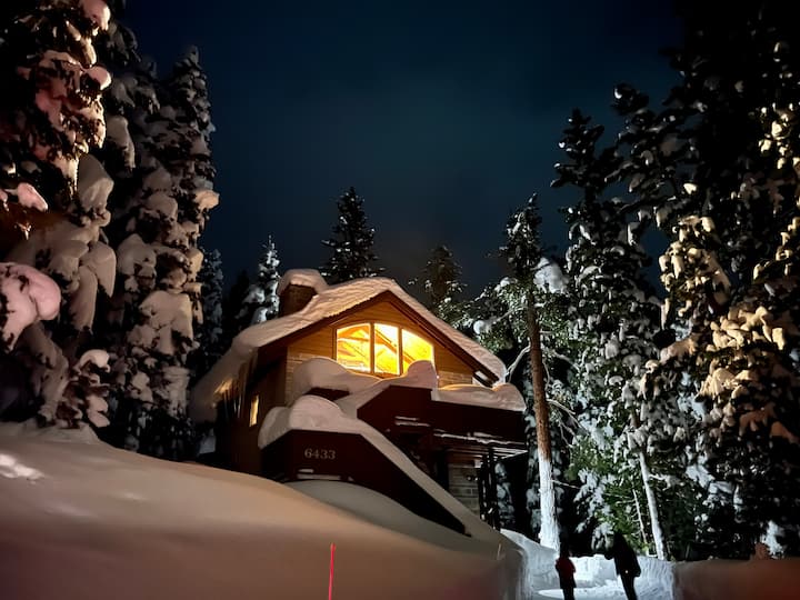 The “Bear’s Den” - A Family Favorite In The Woods! - Kings Beach, CA