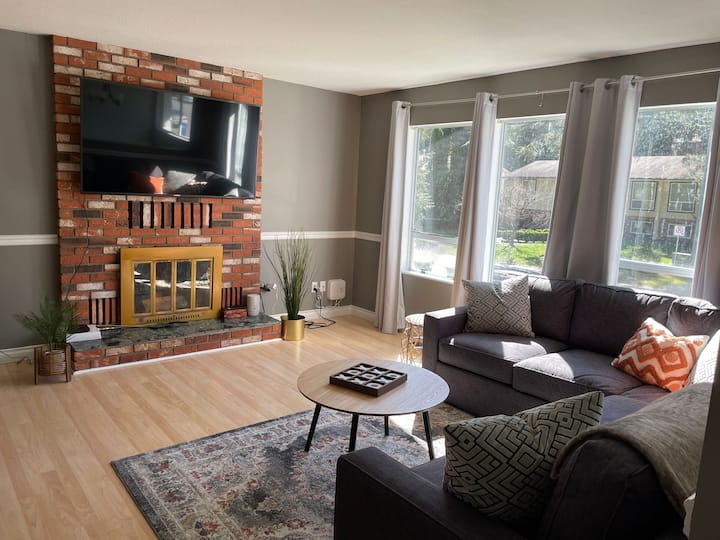 *Clean & Cozy 5 Star Home-east Abbotsford* - Abbotsford