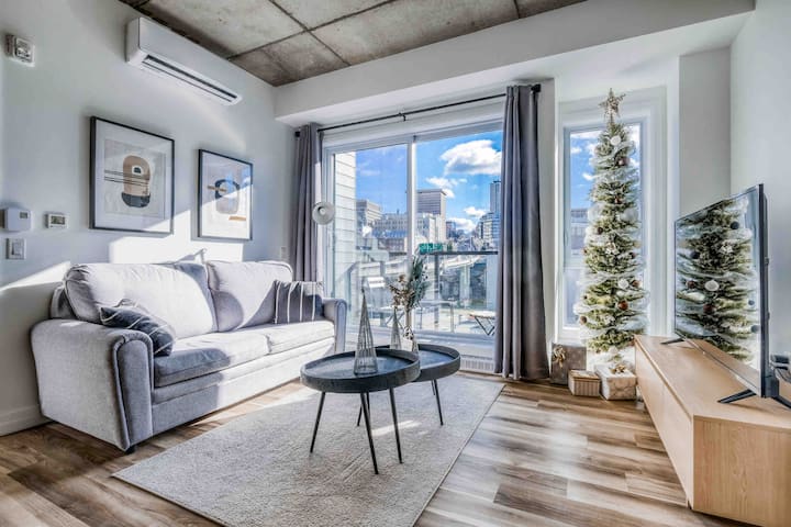 Le 905 | Condo Downtown Québec + Parking - Quebec